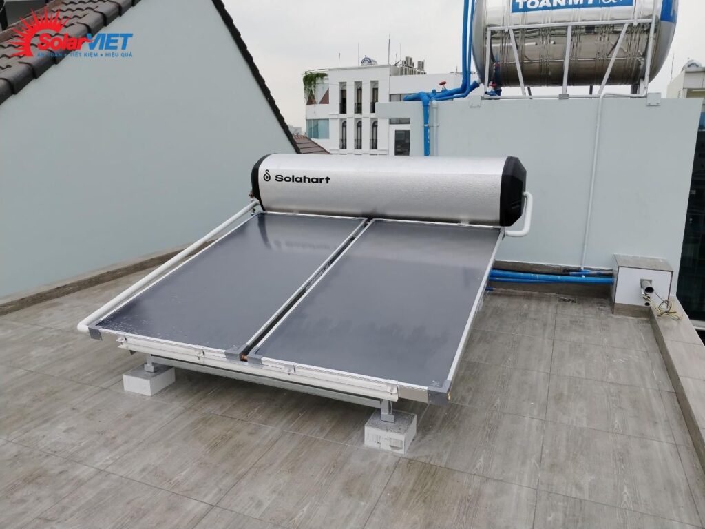 Máy nước nóng Solahart 300 Lit Lắp Đặt Tại Quận Bình Thạnh